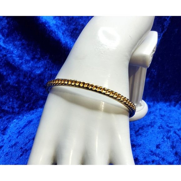 Crown Trifari | Jewelry | Vintage Crown Trifari Braided Design Gold ...